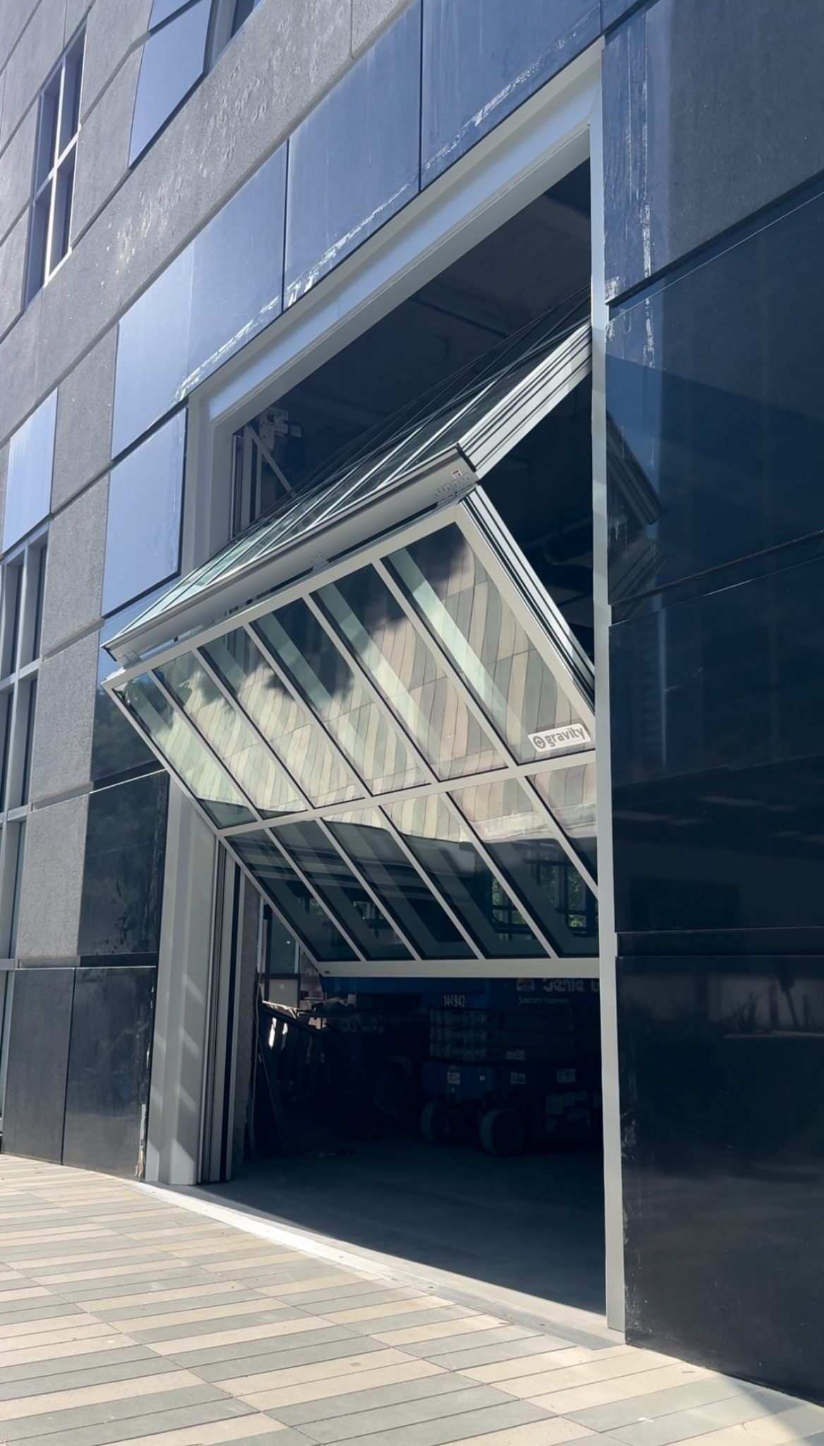 High Quality Vertical Bifold Doors and Windows | Gravity Windows